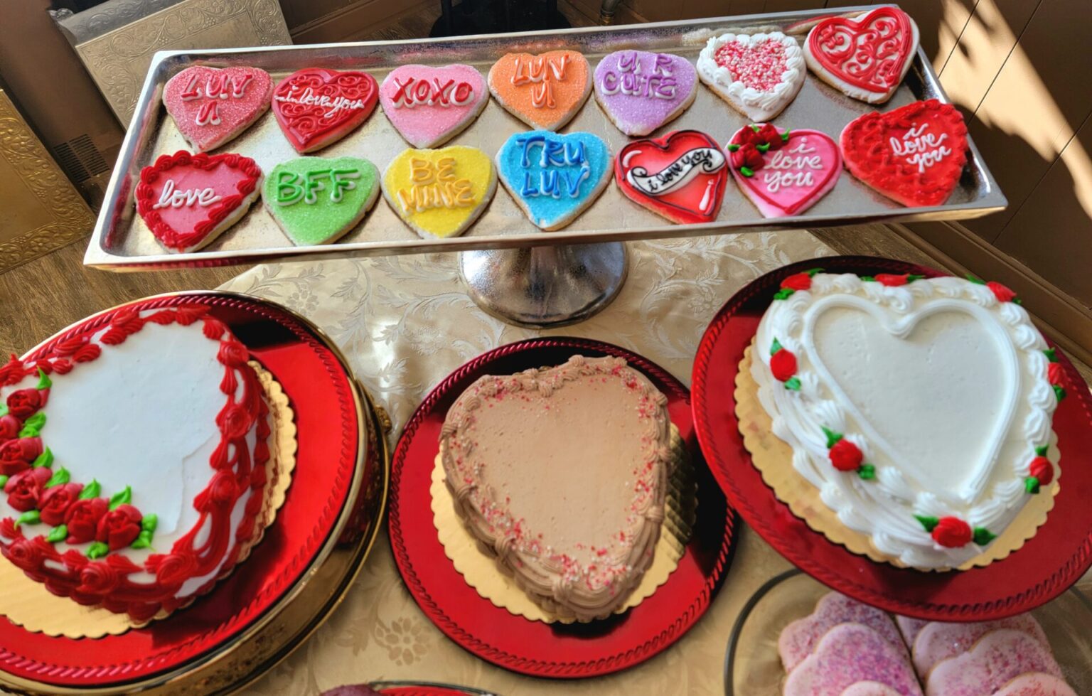 8" Chocolate Heart Shaped Cake - Simple Simon Bakery